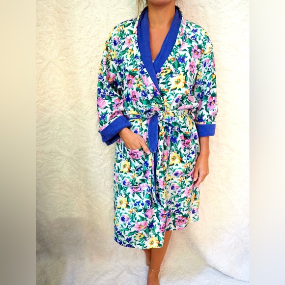 Victoria's Secret | Intimates & Sleepwear | Vintage Gold Label Victoria ...